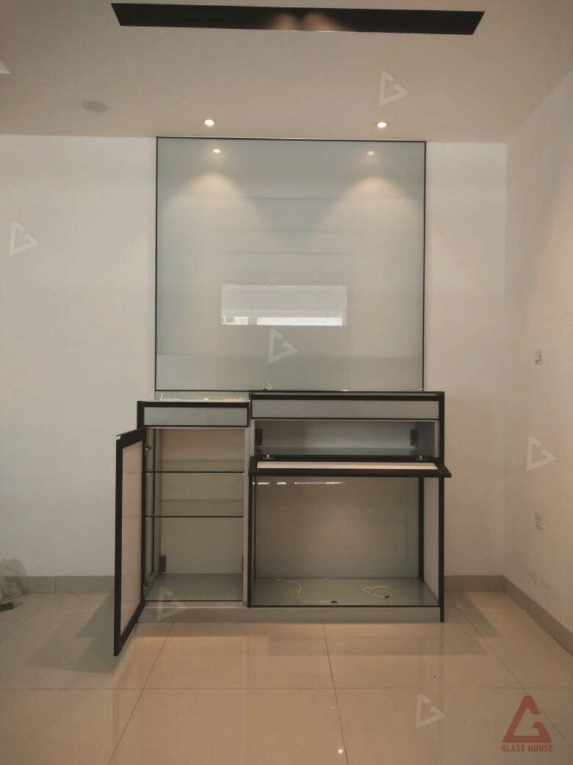 ALTAR - Glass House Design