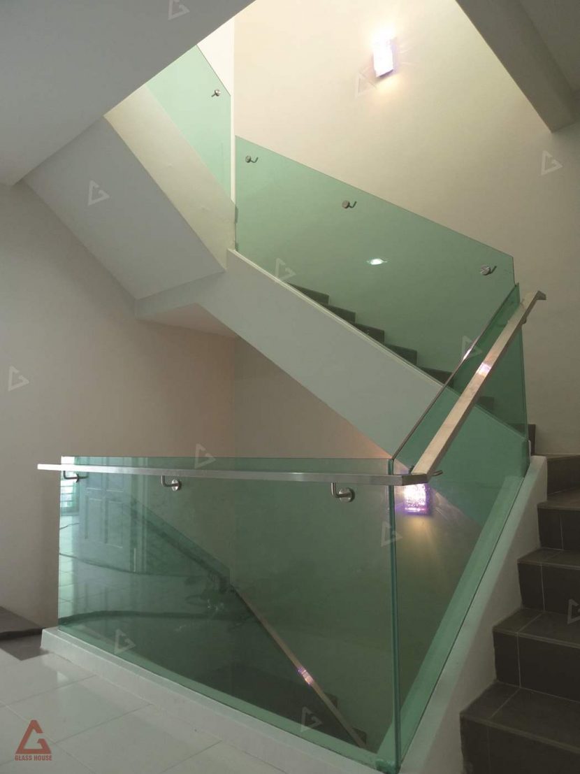 GLASS STAIR HANDRAIL (Frameless Type) - Glass House Design