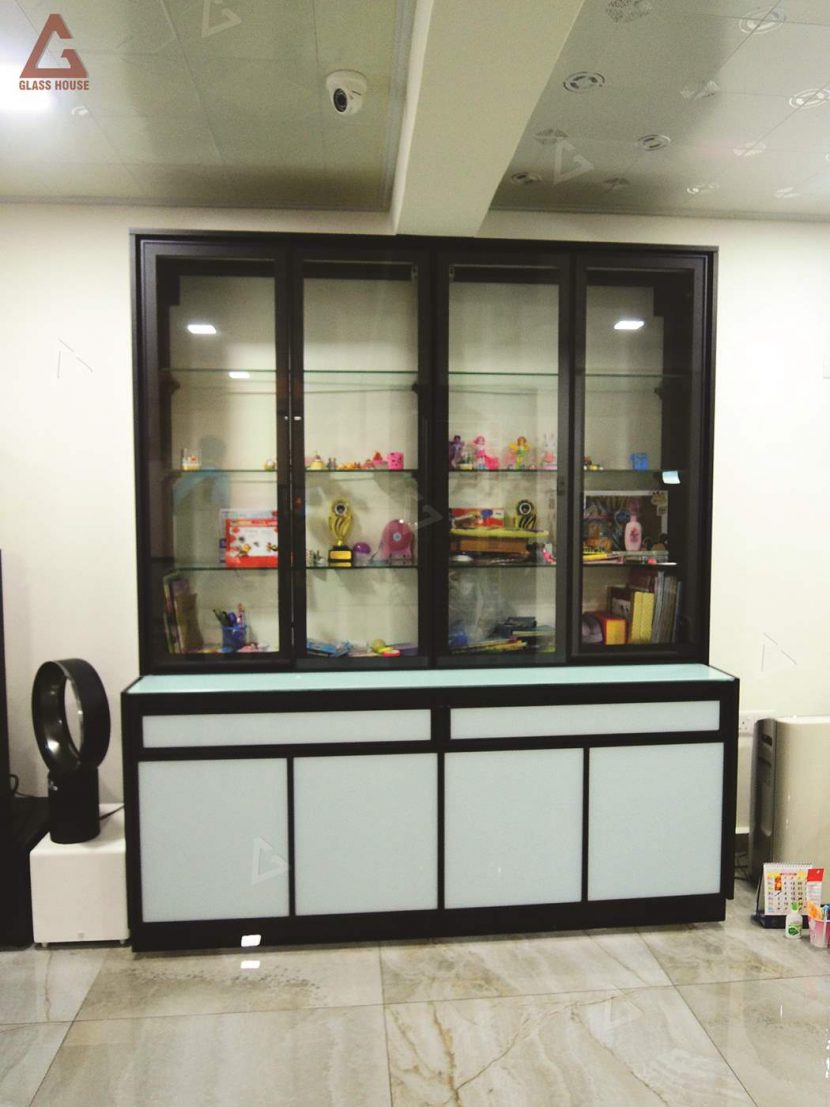 WORKSTATION - Glass House Design
